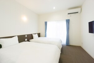 Quarto Deluxe | Secretária, cortinas/cortinados opacos, Wi-fi grátis