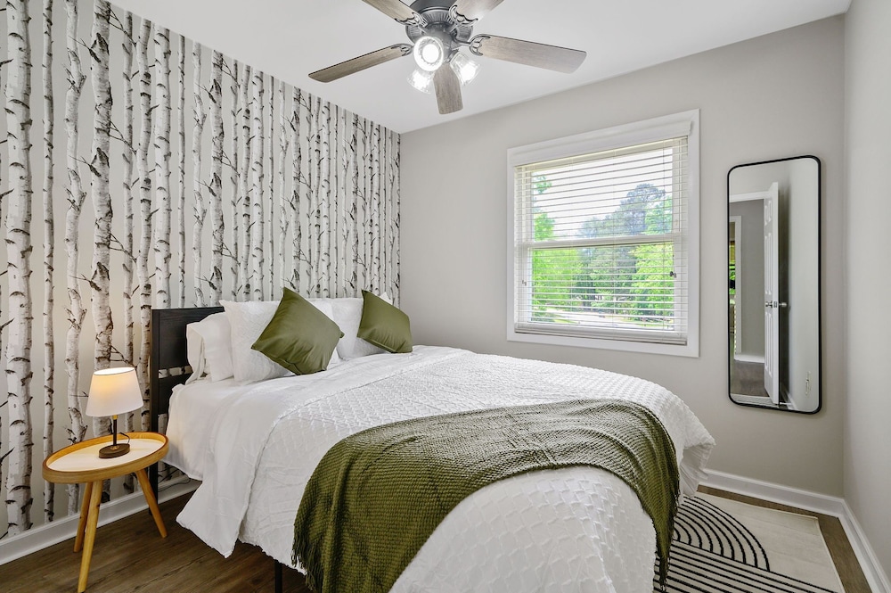 Renovated, Family-friendly 4br Retreat In Quiet Cul-de-sac. Usa Baseball! - Apex, NC