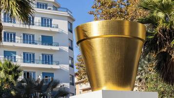 Fachada da propriedade