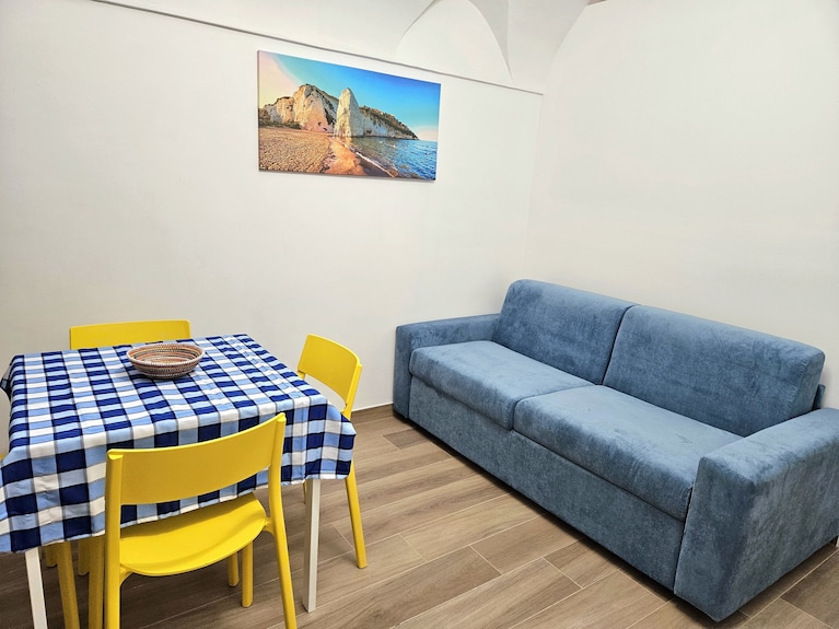 Casa Vacanze Angelo Vieste, Immerso Nel Cuore Del Borgo Ottocentesco. - Vieste