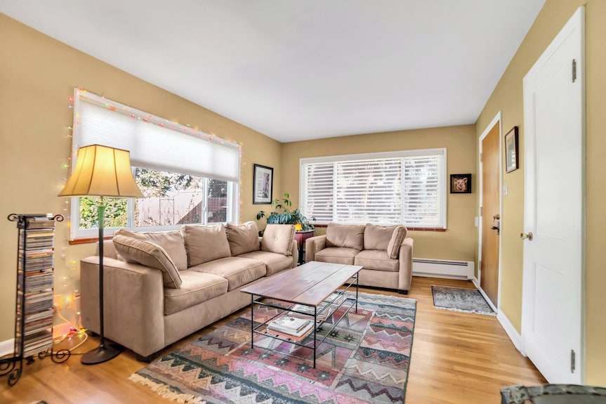 Solar-powered Eco Bungalow, Walk To Lake + Park, Ev Charger, Fenced Garden Oasis - Baker - Denver