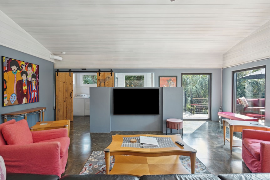 Folly Vacation 620 Three Bedroom Home, One Block To The Beach And Pet Friendly - Folly Beach, SC