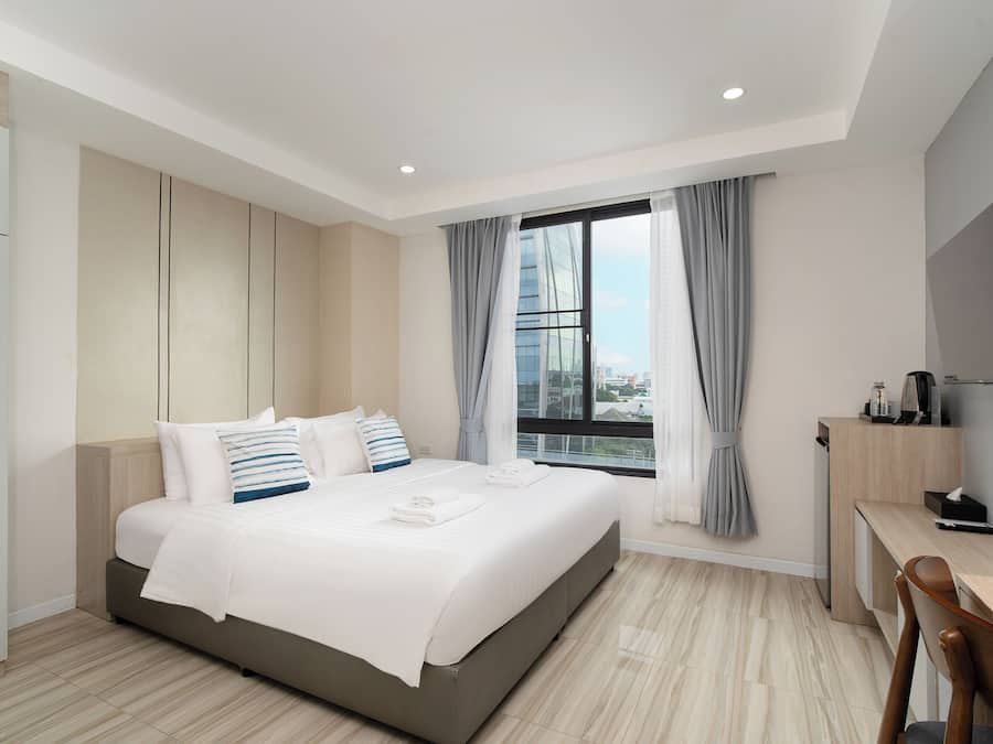 Standard Double High Floor | Secretária, quartos insonorizados, Wi-fi grátis