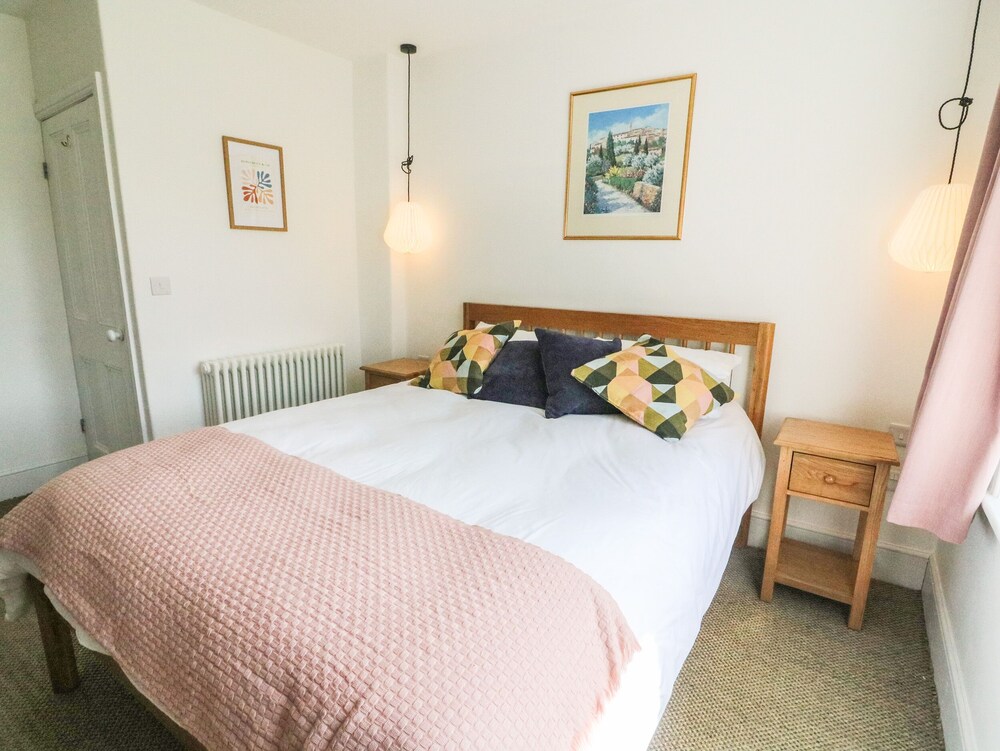 VALLEY VIEW, family friendly, character holiday cottage in Kettlewell ...