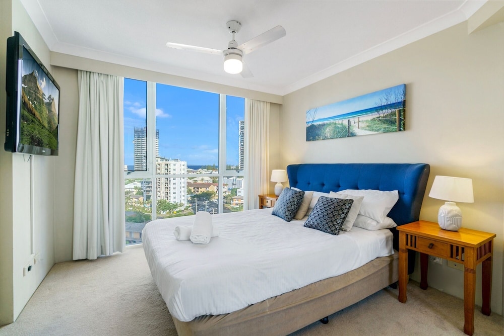 Ocean View 2-bed With Pools, Spa, Sauna, Gym & Bbq - Broadbeach