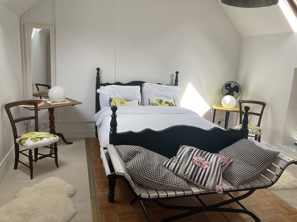 The Loft, A Town Centre Apartment Close To The Meadows, And Public Transport. - Rutland
