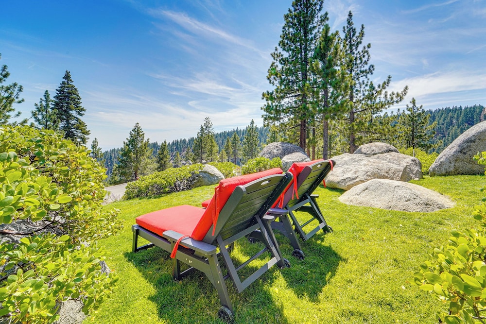 Decks + Lake Tahoe Views: Secluded Mtn Cabin! - Incline Village, NV