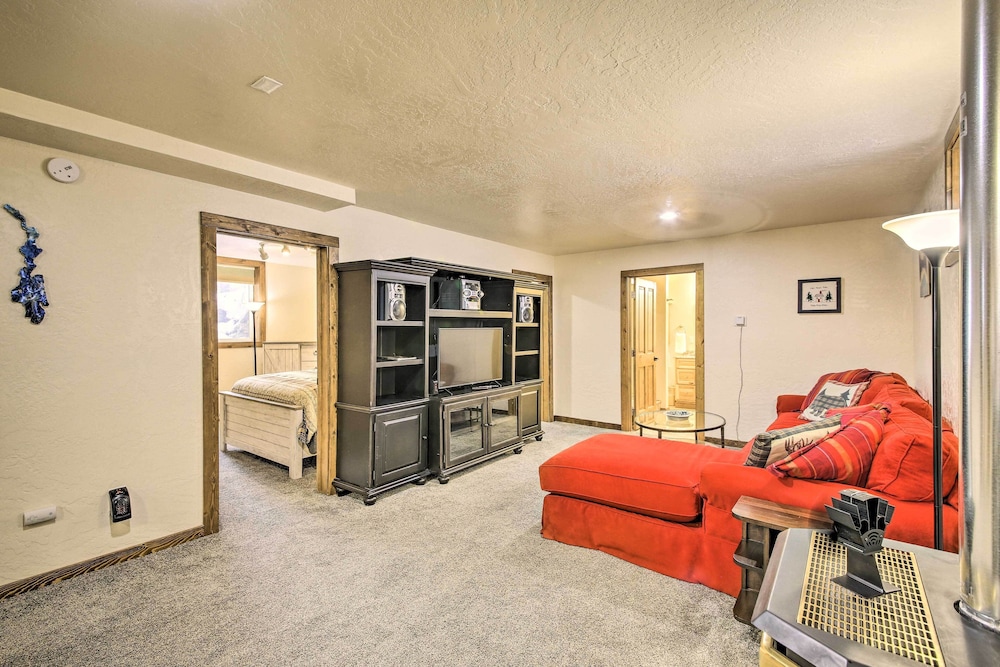 Priest Lake Apartment Near Hiking Trails! - Priest Lake, ID