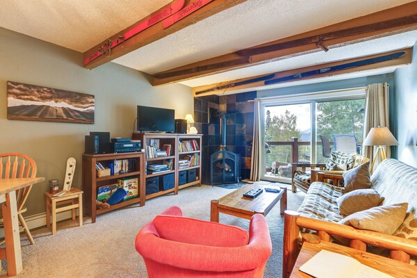 Silverthorne Condo W/ Lake Views: 10 Mi To Skiing! - Silverthorne, CO