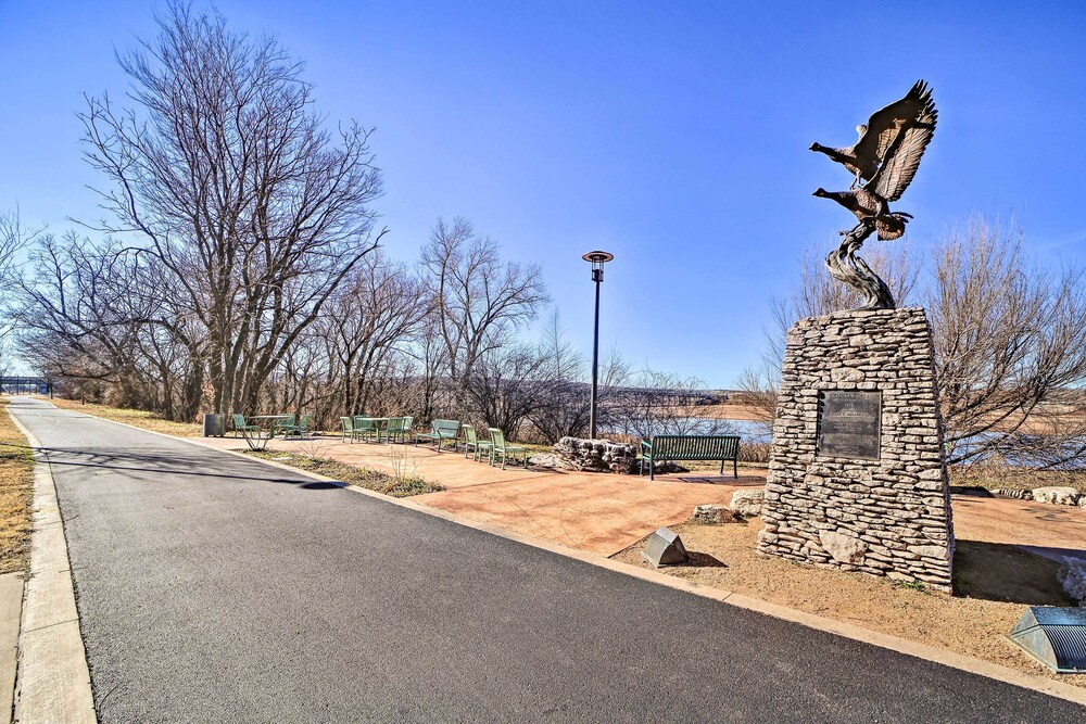 'The Boston Cottage' ~ 4 Mi To Downtown Tulsa - Tulsa, OK