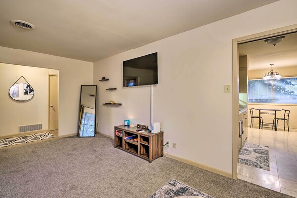 Cozy San Antonio Home W/ Patio, 1 Mi To Airport! - San Antonio, TX