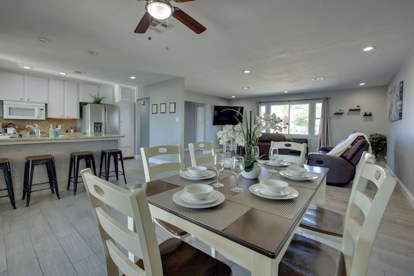 Las Vegas Retreat W/ Yard < 5 Mi To Strip! - Las Vegas, NV