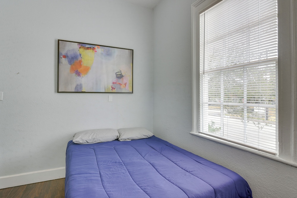 4 Blocks To Beach: Home W/ Patio In Galveston! - Galveston