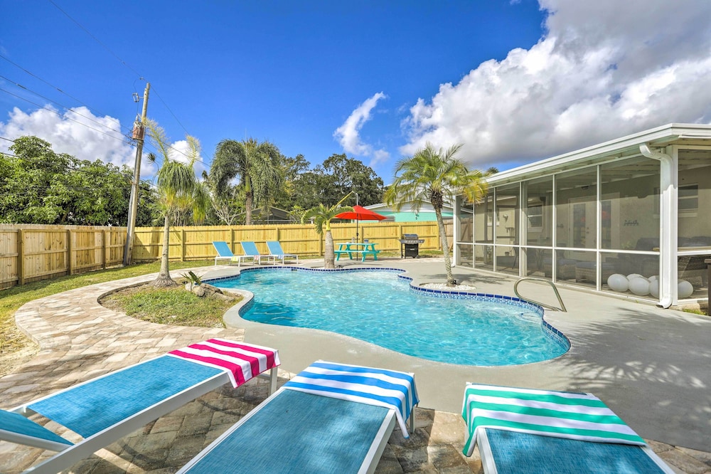 Merritt Island Oasis W/ Pool ~ 7 Mi To Beach! - Cocoa, FL