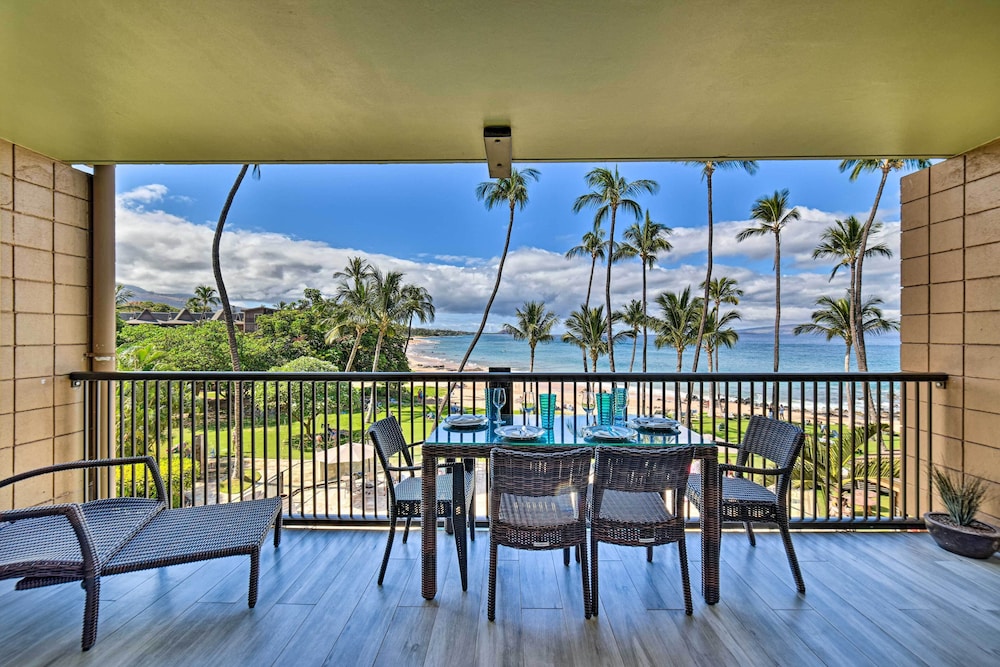 Luxury Oceanfront Mana Kai Resort Condo - Wailea, HI