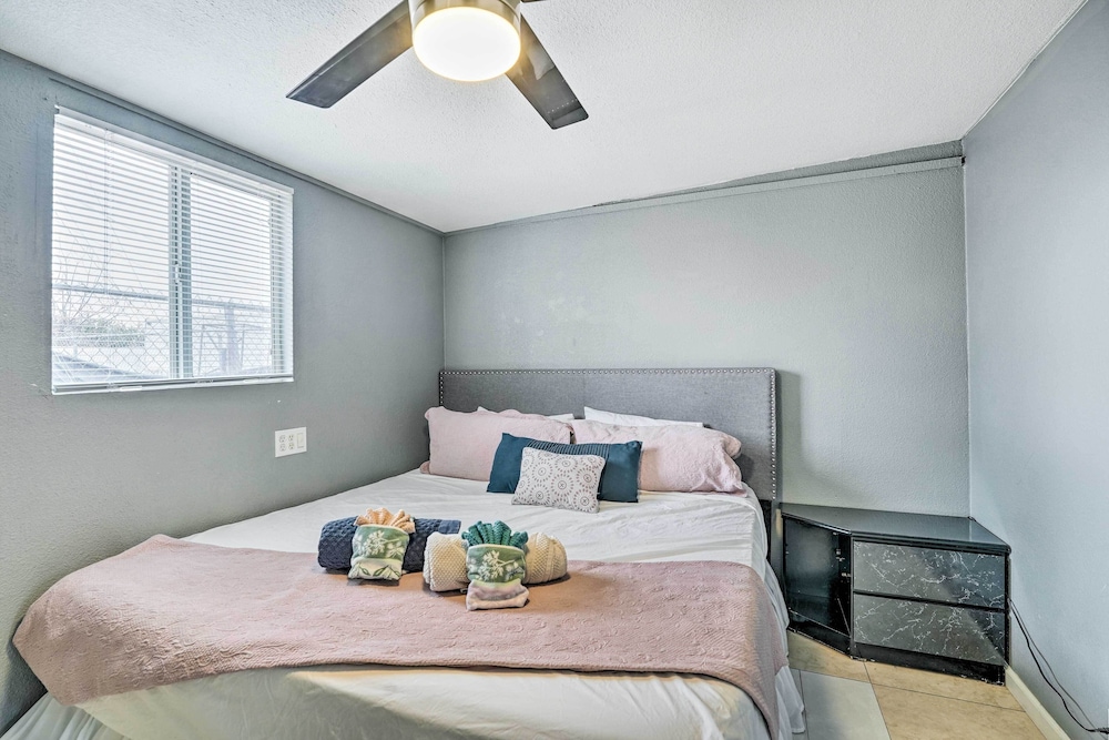 North Las Vegas Studio W/ Fire Pit: 10 Mi To Strip - North Las Vegas, NV