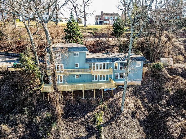 Stay Above It All! Modern Home On Missionary Ridge - Chattanooga, TN