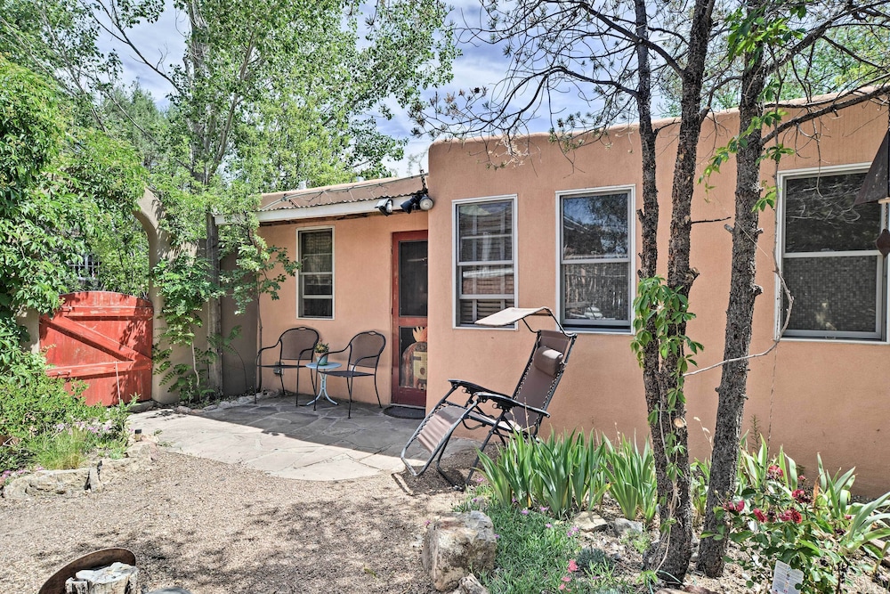 Charming Casita Studio - Near Santa Fe Plaza! - Santa Fe, NM