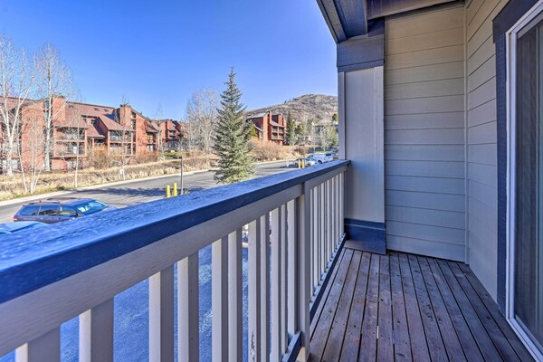 Steamboat Home W/ Garage, 1 Mi To Ski Resort - Steamboat Springs, CO