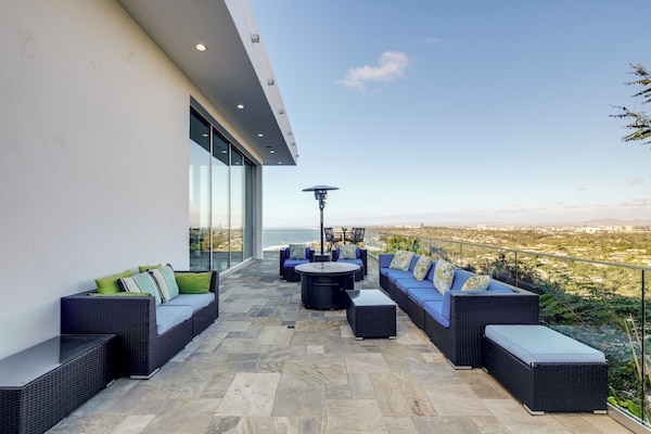 Pool & Coastline Views: Luxe La Jolla Home - San Diego, CA
