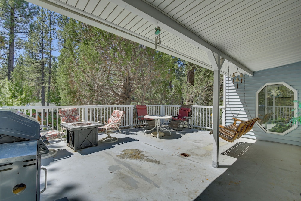 Ski, Hike & Fish: Big Bear Lake Home W/ Fire Pit - Big Bear, CA