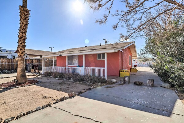 Cali Desert Oasis W/ Hot Tub + Mtn Views! - Twentynine Palms, CA