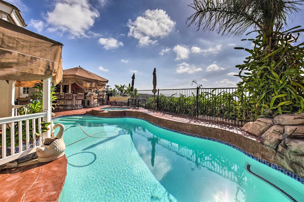 Luxe San Diego Getaway W/ Pool & Ocean Views - Chula Vista, CA