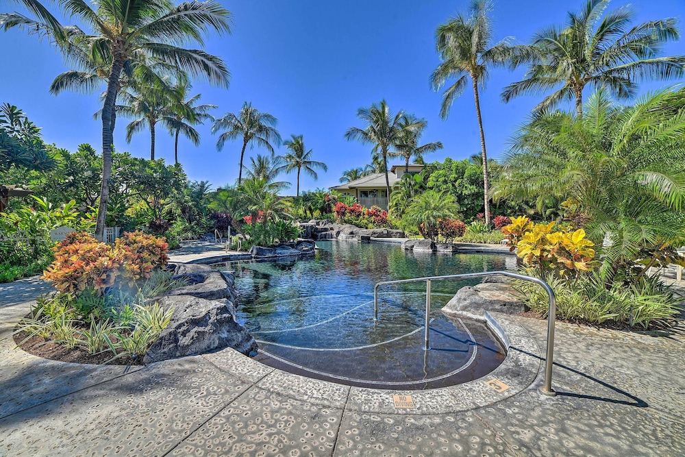 Luxe Maunalani Resort Condo W/ Pool + Beach Access - Waikoloa Village, HI