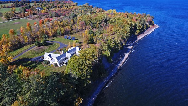 Stunning South Hero Home On Lake Champlain W/ View - Grand Isle, VT