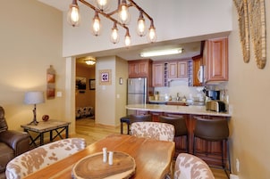 Apartamento (2 Bedrooms) | Parte interna