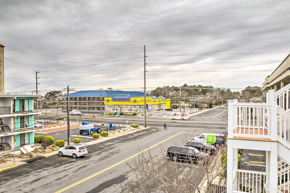 Walk To Maryland Beach: Coastal Condo W/ Balcony - Maryland Beach, MD