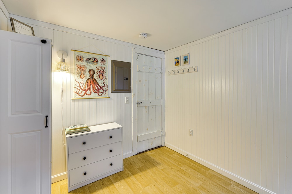 2 Mi To Coastline: Wellfleet Gem W/ Deck & Grill - Wellfleet, MA