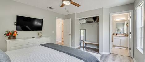 Villa (4 Bedrooms) | Interior