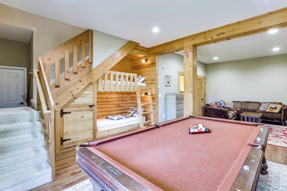 Family Cabin W/ Private Hot Tub & Views In Boone! - Boone, NC