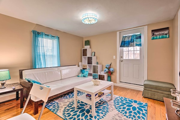 Cozy Third-story Apartment In Dtwn Brockton! - Brockton, MA