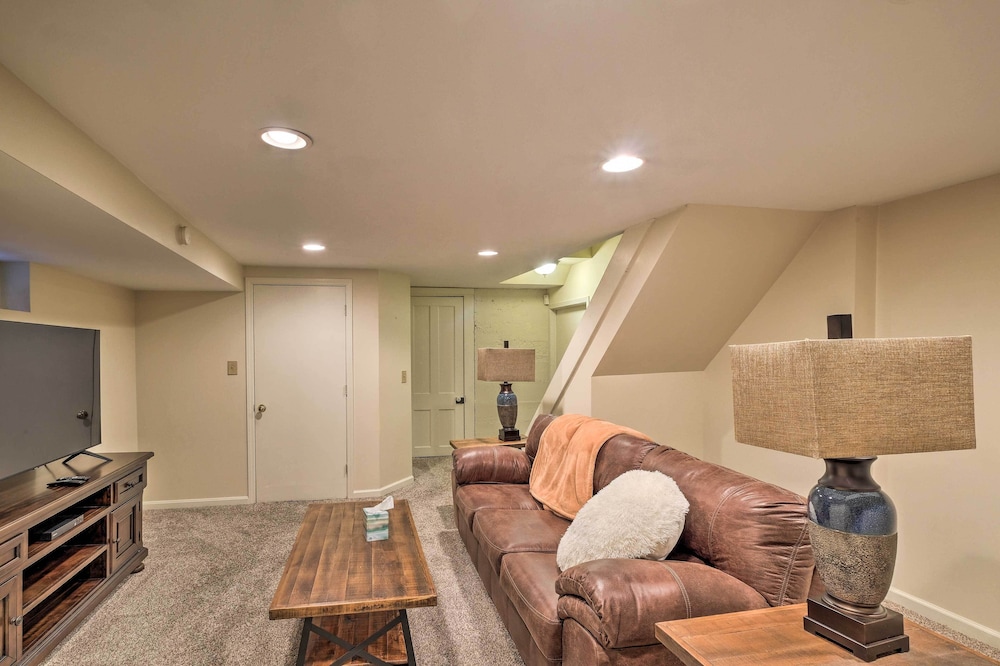 Louisville Home W/ Hot Tub In The Highlands! - 삿포로시