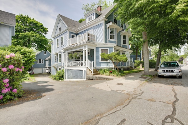 Quaint Beverly Townhome: Walk To Beach & Downtown! - Beverly, MA