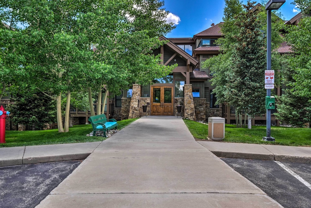 4 Mi To Ski: Summit County Condo W/ Resort Perks - Frisco, CO
