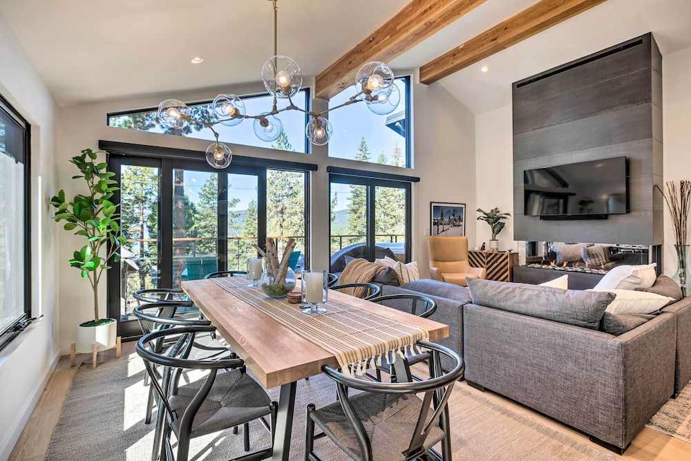 Hot Tub! Family Home 7 Mi To Diamond Peak Resort - Incline Village, NV