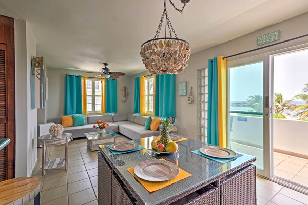 Tropical Caribbean Bungalow W/ Ocean Views & Pool - Manatí