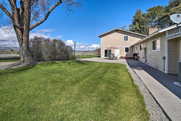 Ellensburg Home W/ Mountain Views On 3 Acres! - Ellensburg, WA