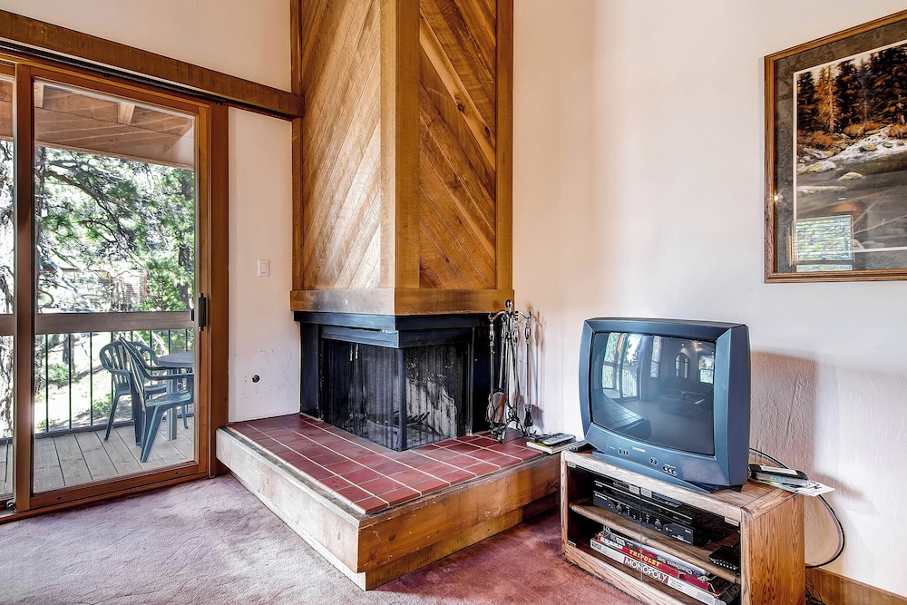 Inviting Ski Getaway < 1 Mile To Northstar Resort! - Lake Tahoe