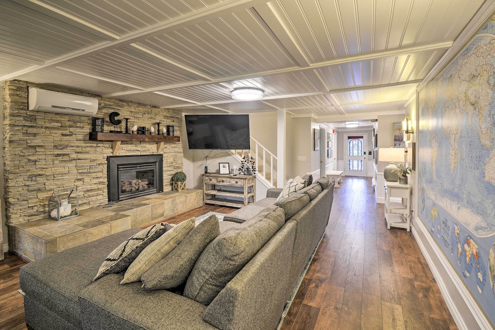 Spacious Home W/ Yard, 20 Miles To Olympic Np - Sequim, WA