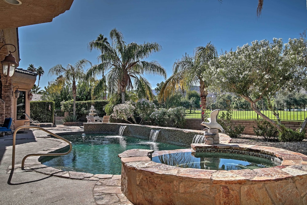 Palm Springs Golf Course Home: Private Pool & Spa! - Palm Springs, CA