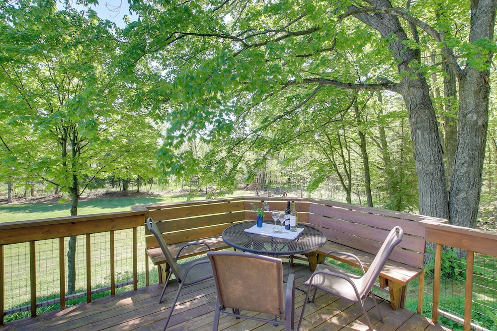 Updated Home W/ Deck: 2 Mi To Sister Bay Beach! - Wells State Park, Stephenson