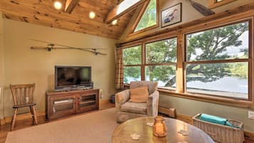 Casa (3 Bedrooms) | Refeições no quarto