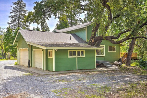10 Acres W/ Stunning Views: Apple Hill Home! - Pollock Pines, CA