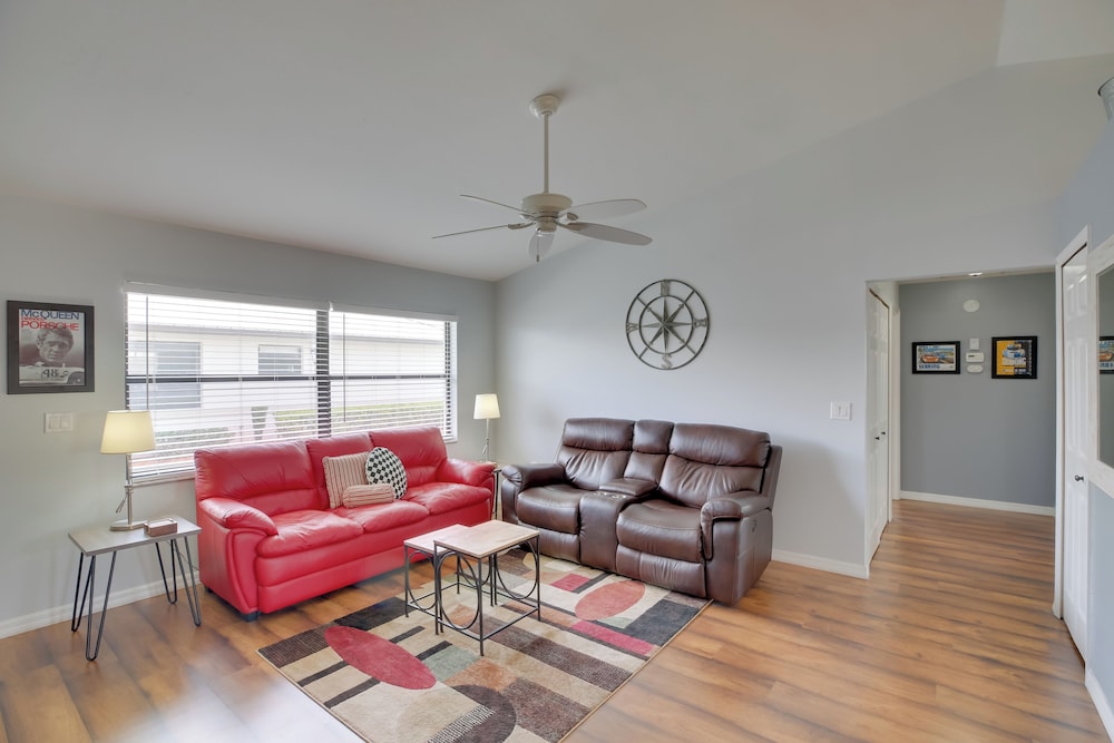 Screened Patio & Grill At Sebring Resort Community - Caribbean