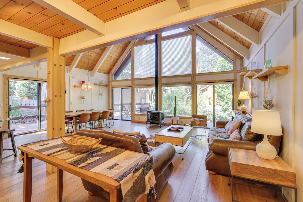 Near Hiking & Skiing: Tahoe City Home W/ Hot Tub - Tahoe City, CA