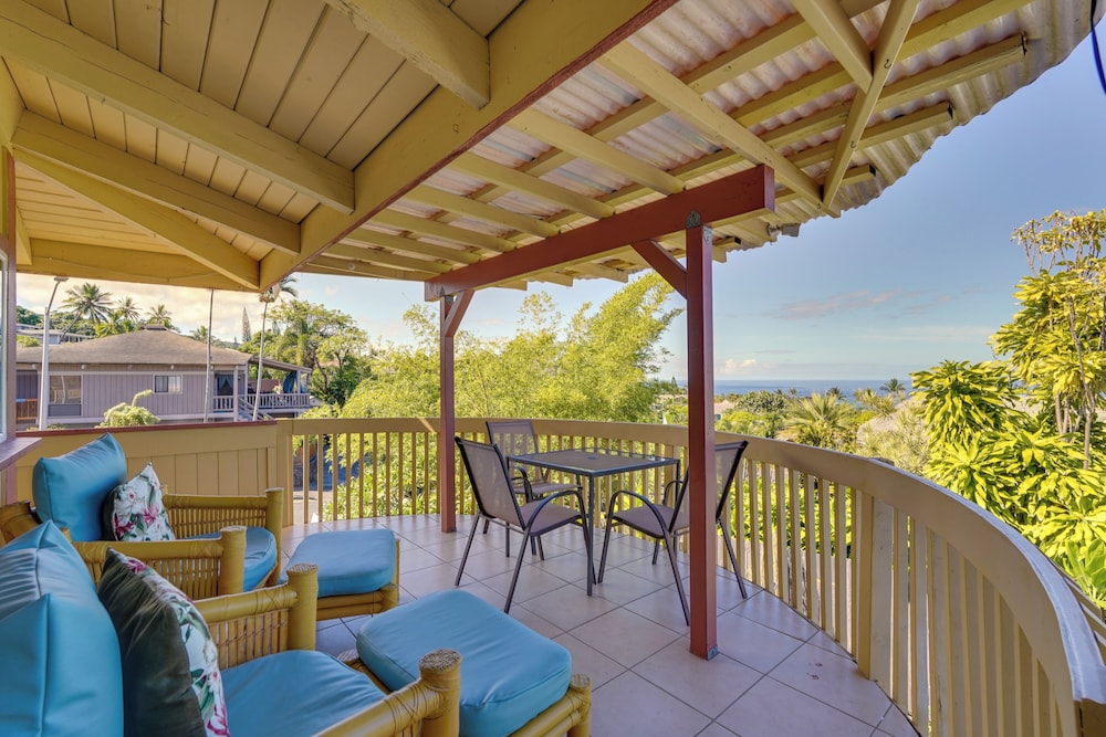 Kailua-kona Coastal Refuge W/ Lanai + Ocean Views! - Hawaii